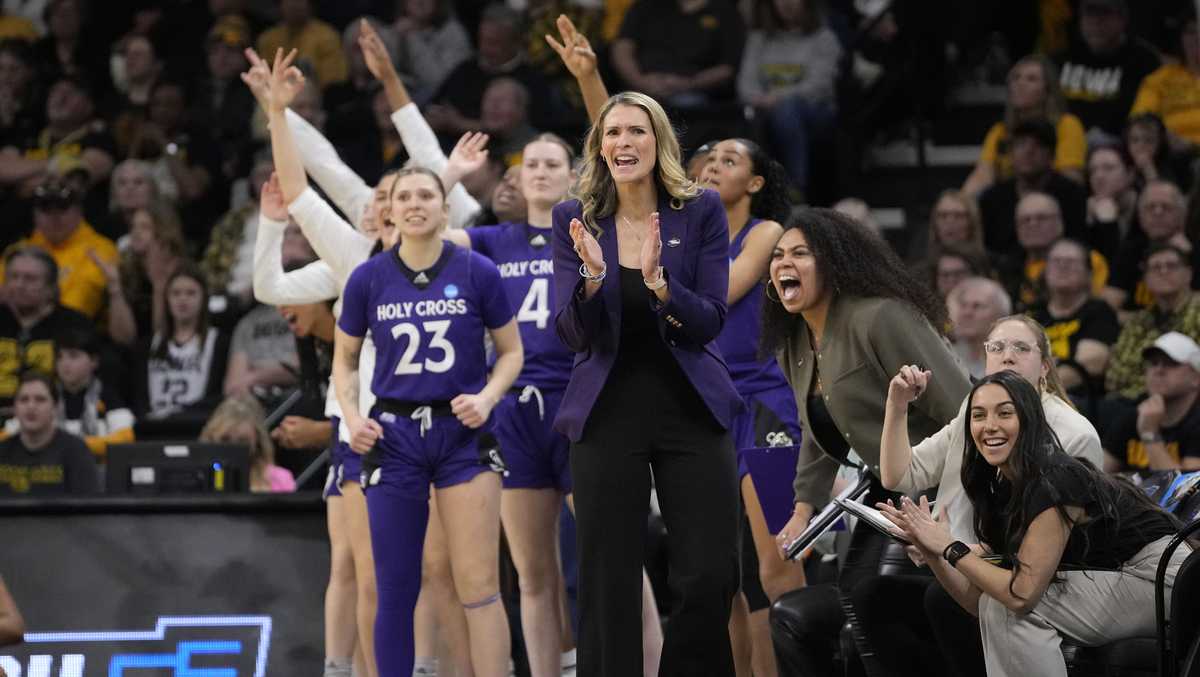 Holy Cross puts up tough fight against No. 1 seed Iowa