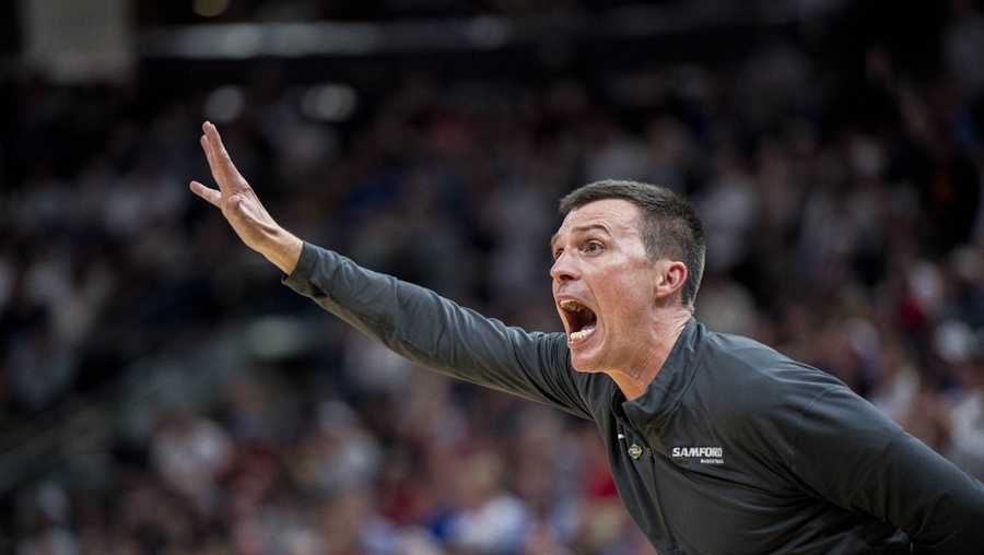 Bucky McMillan signs extension with Samford