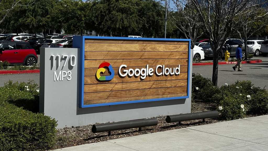 Fired Google workers ousted over Israeli contract protests file complaint Fired Google workers ousted over Israeli contract protests file complaint
