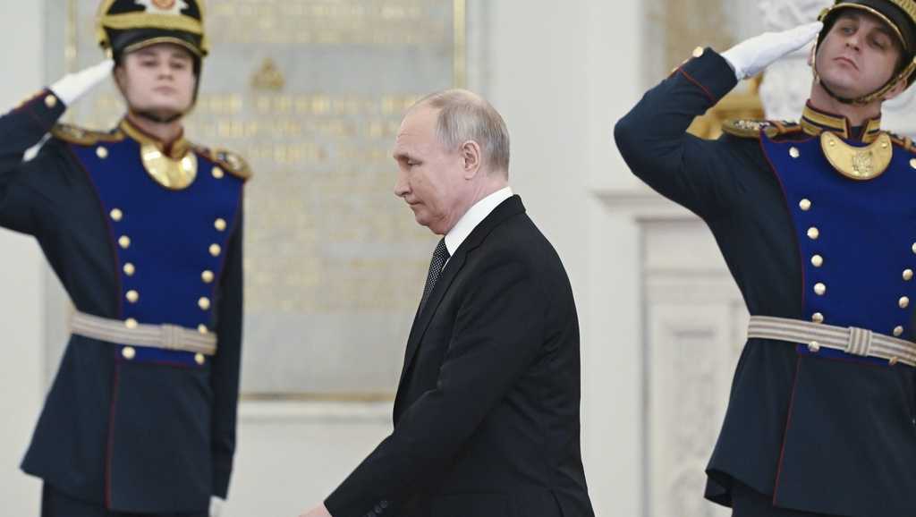 Putin begins his fifth term as president, more in control of Russia ...