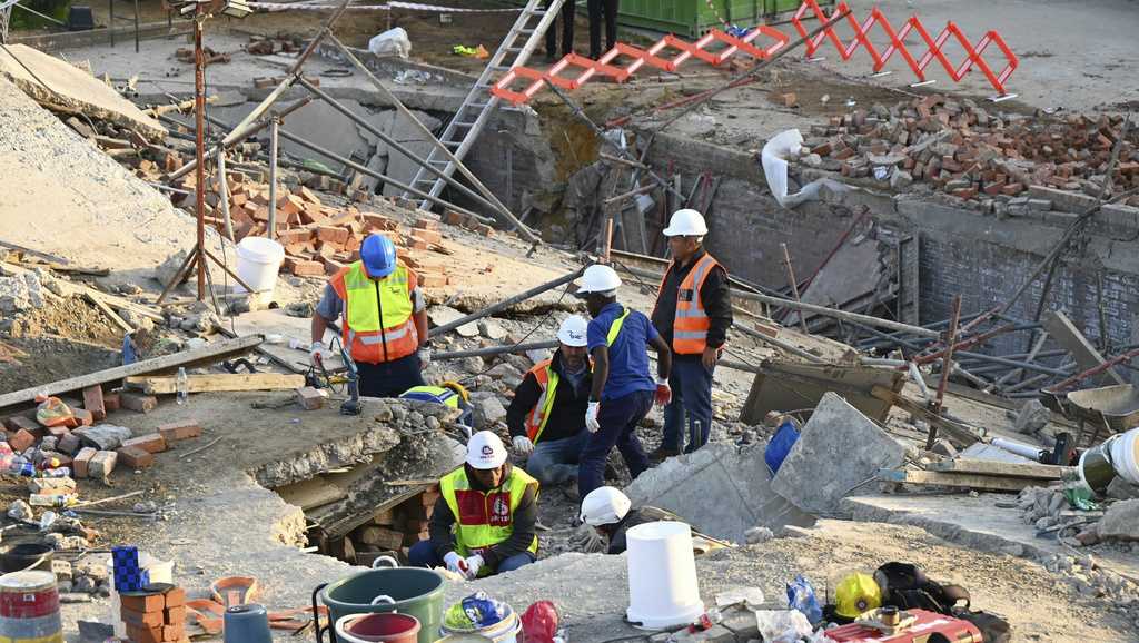 Building collapses in South Africa; 5 workers dead