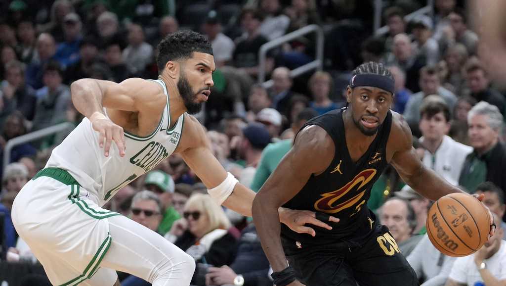 Cavaliers blow out Celtics 118-94, tie series at 1 game apiece