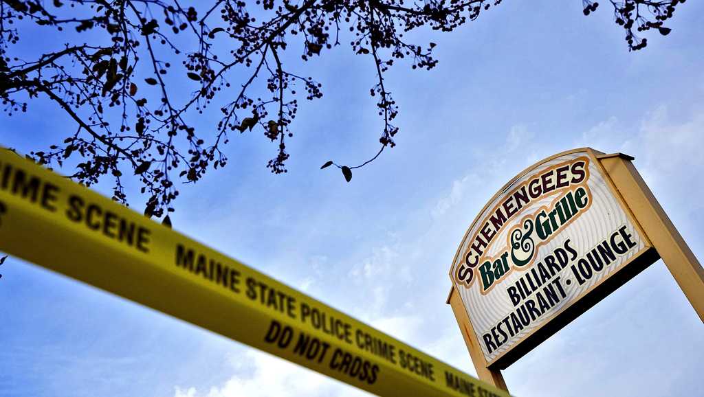 'Utter chaos' during search for Lewiston, Maine gunman, including ...