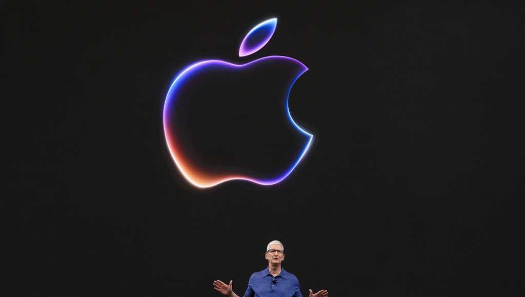 Apple leaps into AI with an array of upcoming iPhone features and a ...