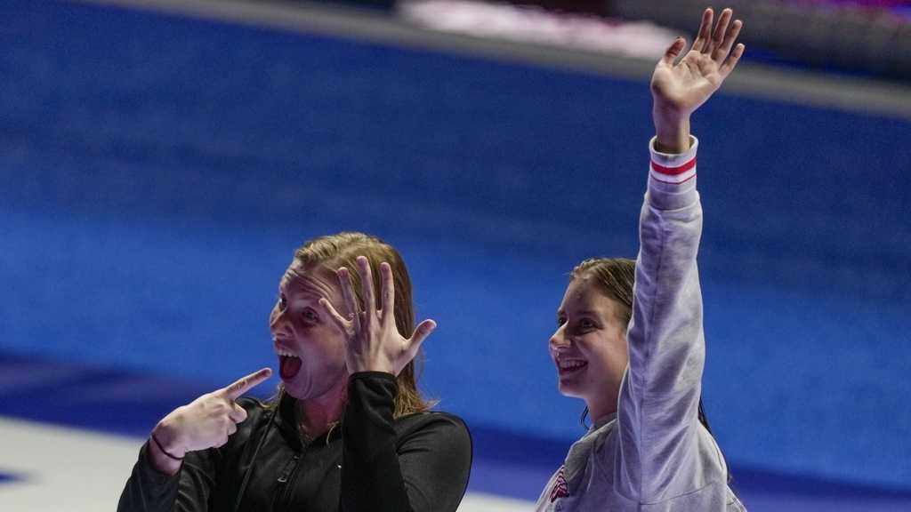 Indiana native Lilly King qualifies for another Olympic event, gets ...