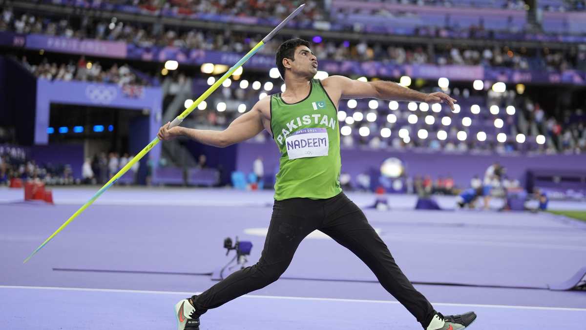 Arshad Nadeem wins Pakistan its first Olympic gold since 1984 Arshad Nadeem wins Pakistan its first Olympic gold since 1984