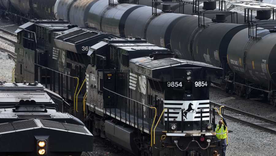 Norfolk Southern's new CEO salary set at $1M, plus bonus potential
