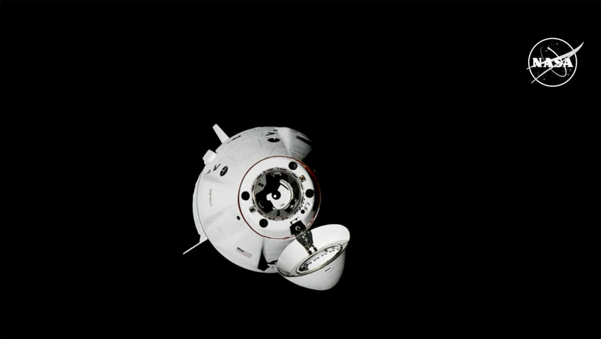 NASA astronauts welcome SpaceX capsule that'll bring them home