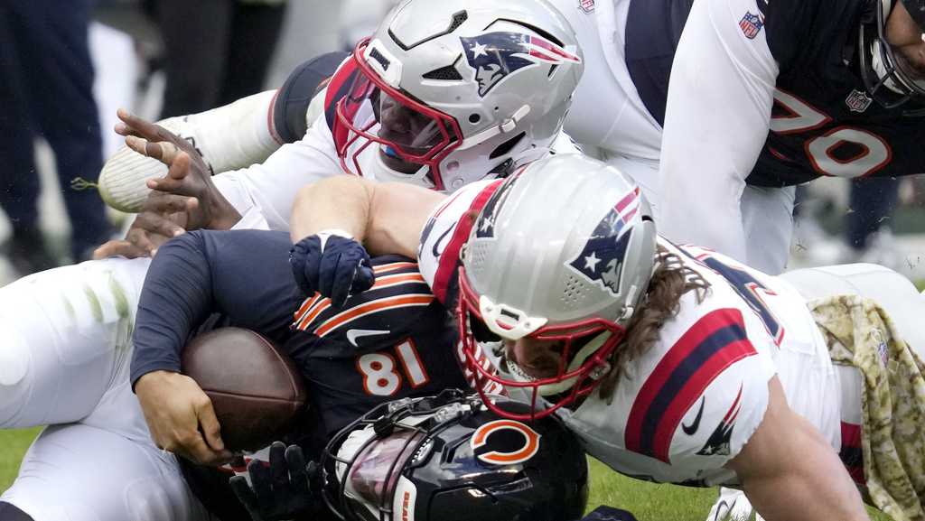 Patriots defense sack Caleb Williams nine times, defeating Bears 19-3