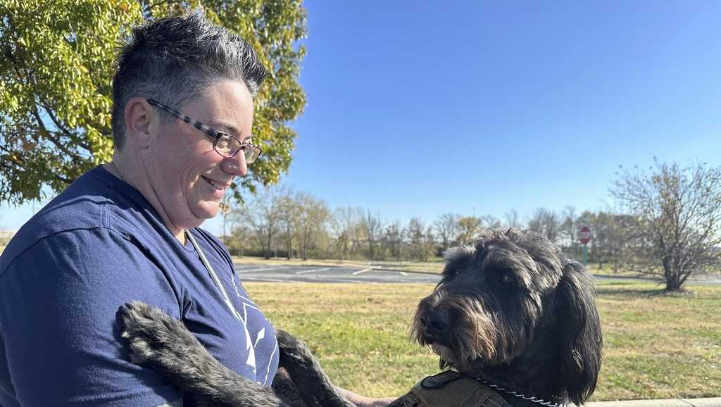 Veterans with PTSD making progress thanks to service dog program