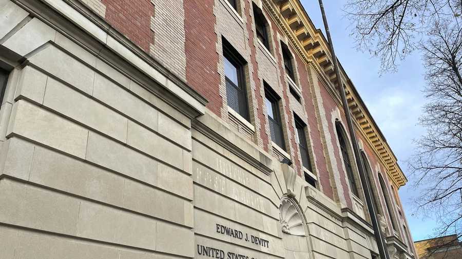 Jury selection begins in human smuggling case after deaths of family at ...