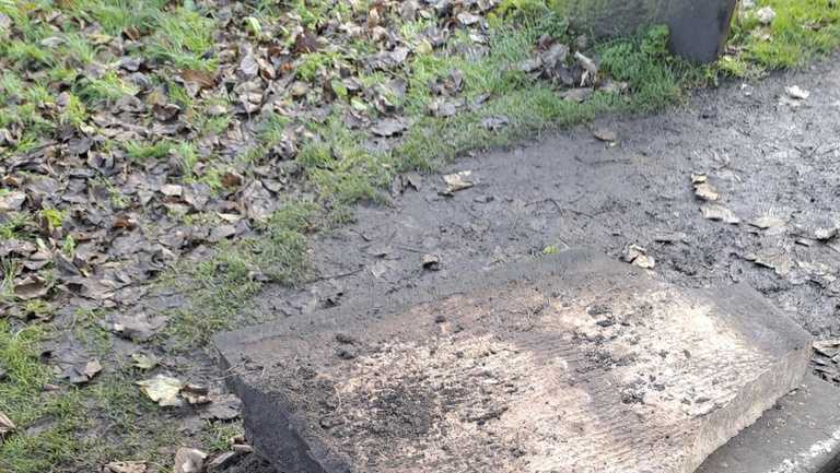 Bah, humbug! Vandal smashes Ebenezer Scrooge's tombstone used in 'A ...