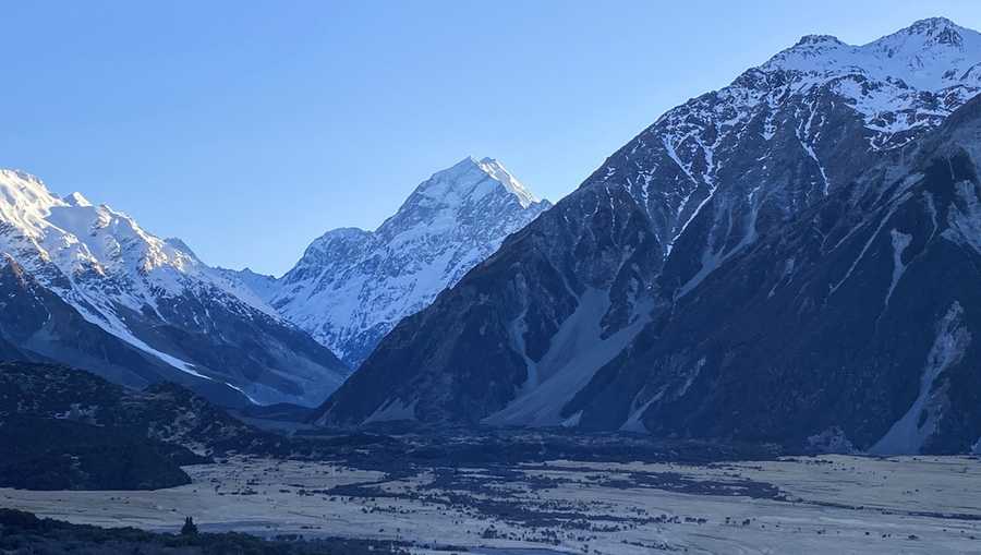 Climbers from US, Canada believed to have died in a fall on New Zealand ...