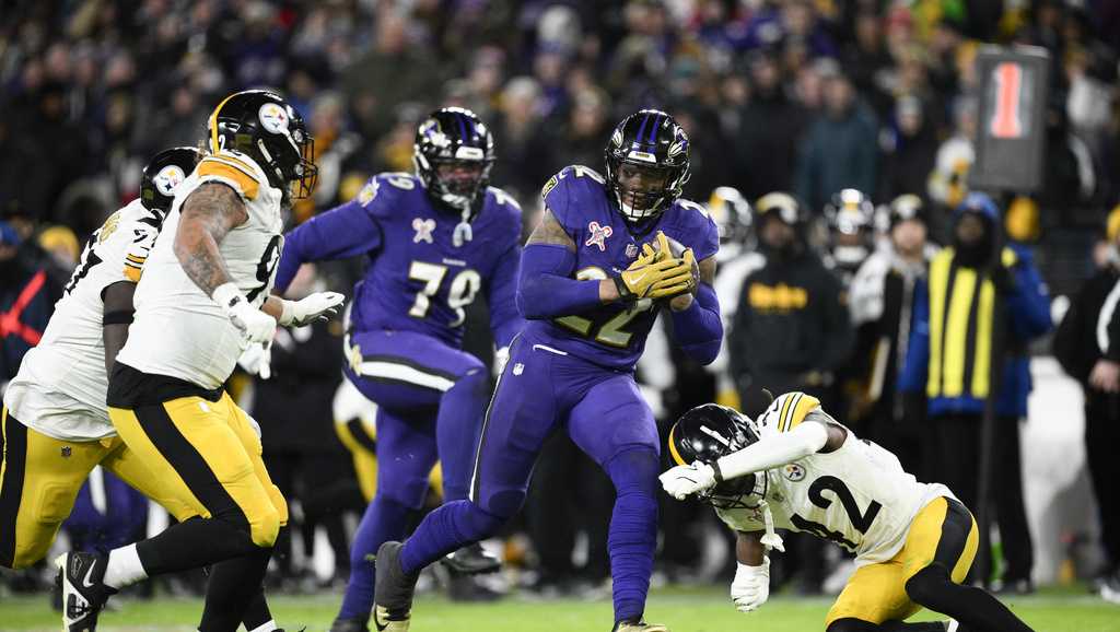 Ravens flex muscles in 34-17 victory over Pittsburgh Steelers