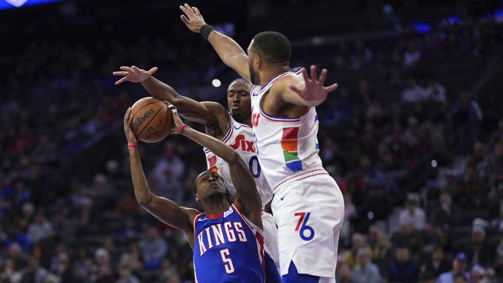 76ers top Kings 117-104 for their 4th straight victory