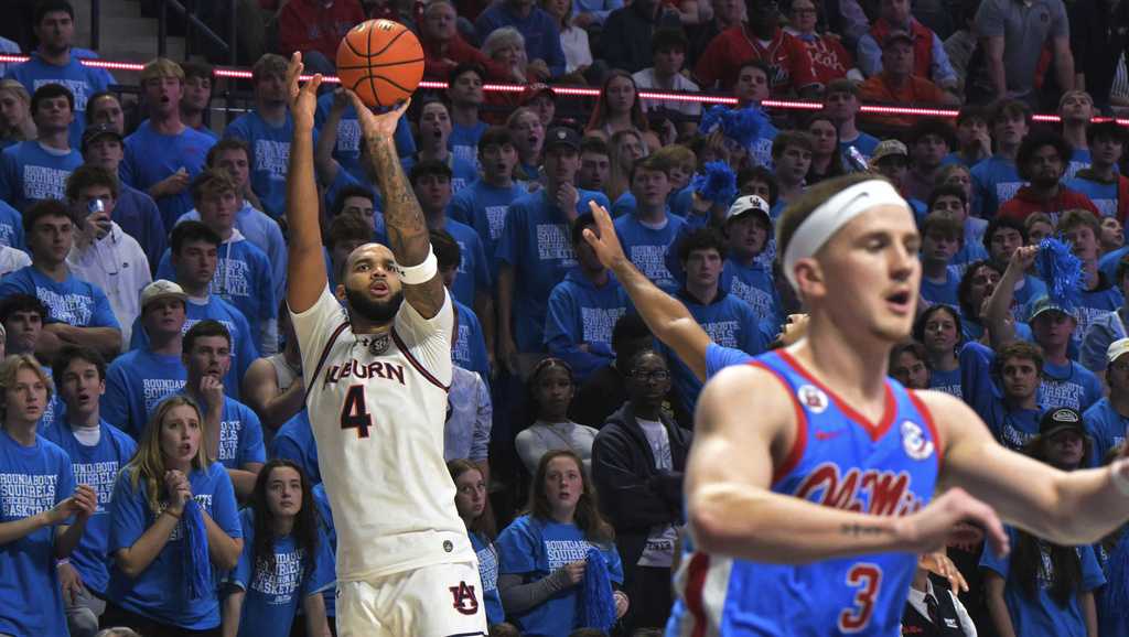 Johni Broome’s 20 points, 12 rebounds help top-ranked Auburn beat No ...