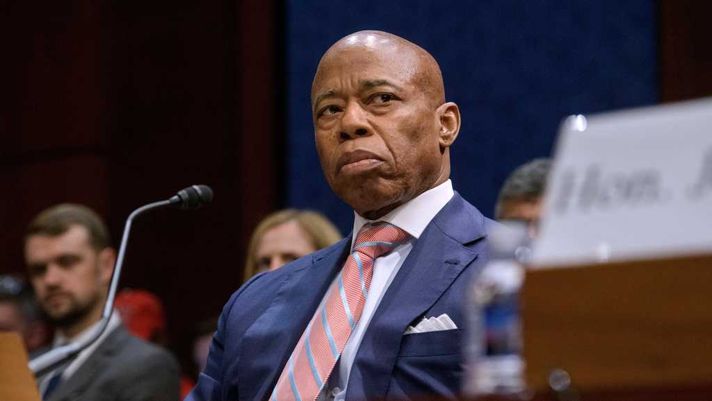 Judge dismisses corruption case against NYC Mayor Eric Adams