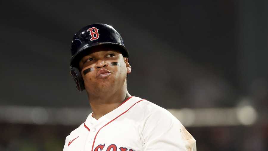 Red Sox owner John Henry flies to Kansas City to meet with Rafael Devers