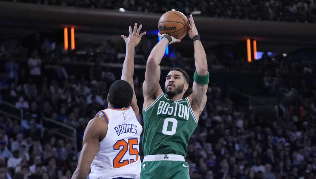 Celtics rout Knicks 115-93 to cut New York's lead to 2-1 in the Eastern ...
