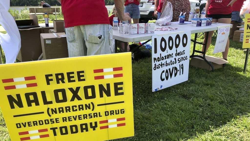 CDC reports 27% decline in overdose deaths last year