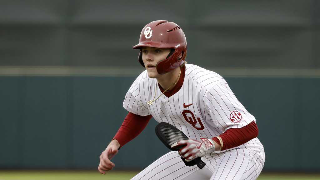 Dickerson delivers go-ahead home run and Oklahoma tops North Carolina 9 ...