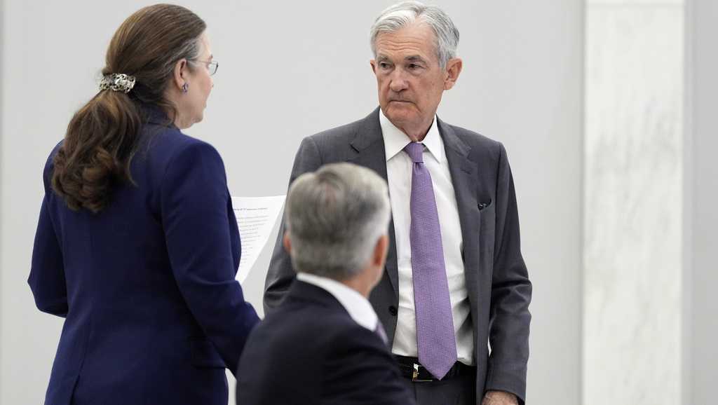 Fed to hold rates steady, eyes inflation trends