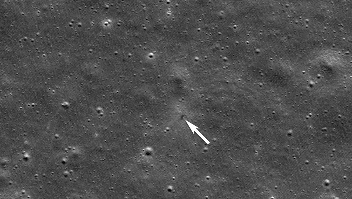 NASA spacecraft photographs crash site of Japanese lunar lander