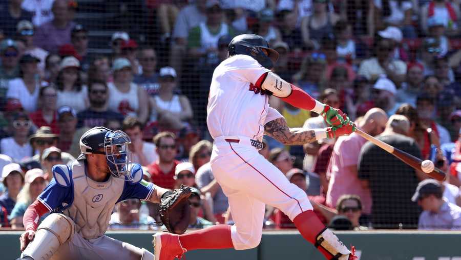 Blue Jays beat Red Sox 5-3