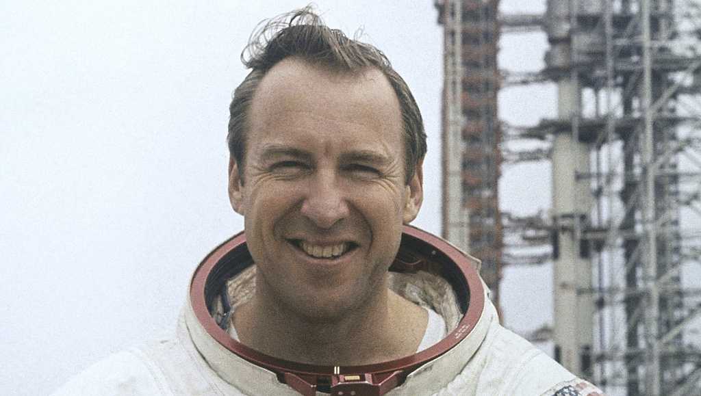 Apollo 13 moon mission leader James Lovell dies at 97