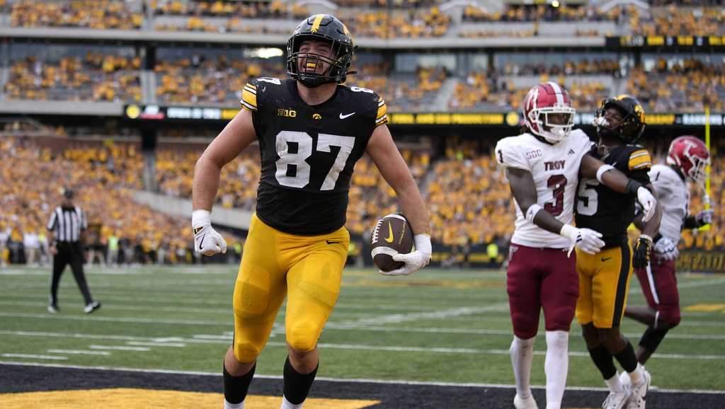 Iowa football: TE Addison Ostrenga out for year with ﻿Achilles tendon ...