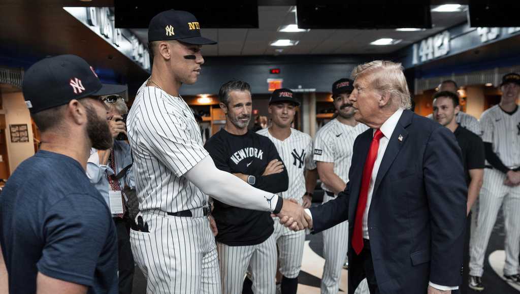 Trump attends Yankees game on 9/11 anniversary
