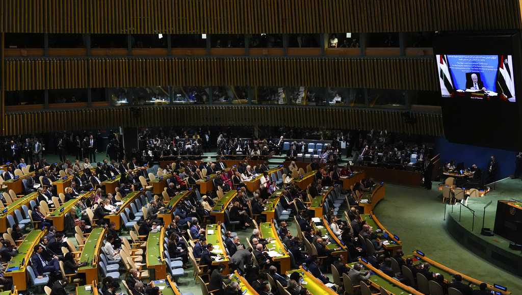 France leads a number of nations recognizing Palestinian statehood at ...