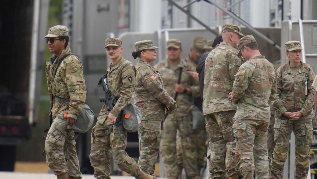 Judge blocks National Guard deployment in Illinois for 2 weeks