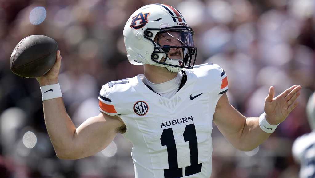 Auburn seeks offensive gains against No. 10 Georgia, which has won 8 ...