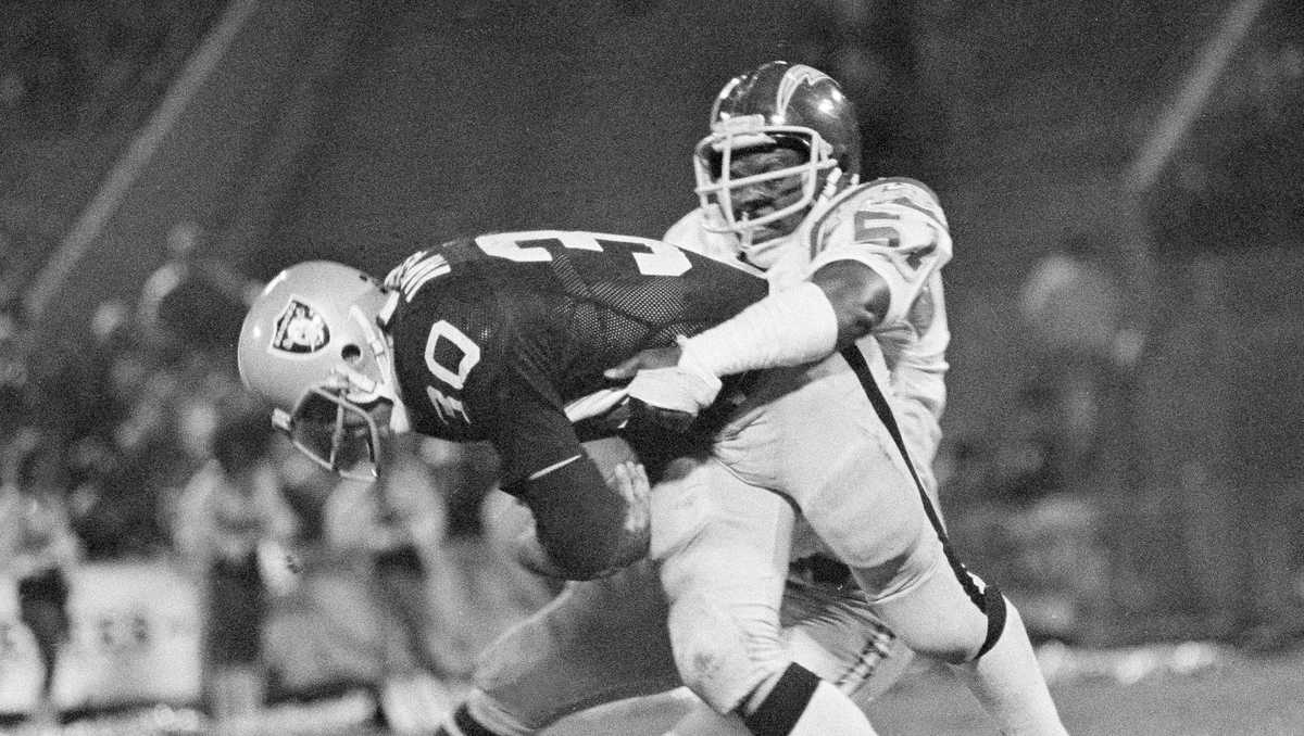 Alabama football legend and three-time All-American Woodrow Lowe dies at 71