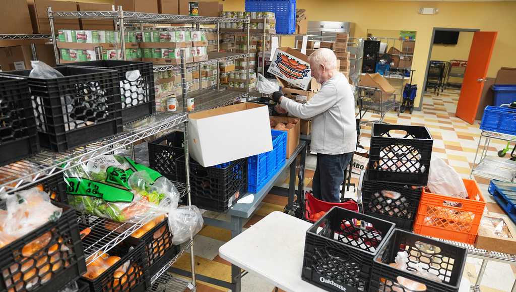 States face uncertainty as Trump administration tries to reverse SNAP ...