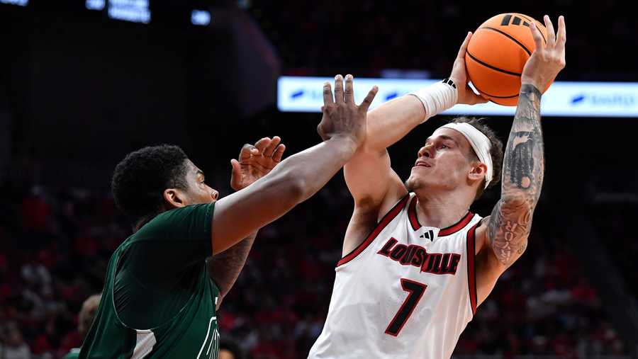 Louisville men's basketball high scoring continued against Ohio
