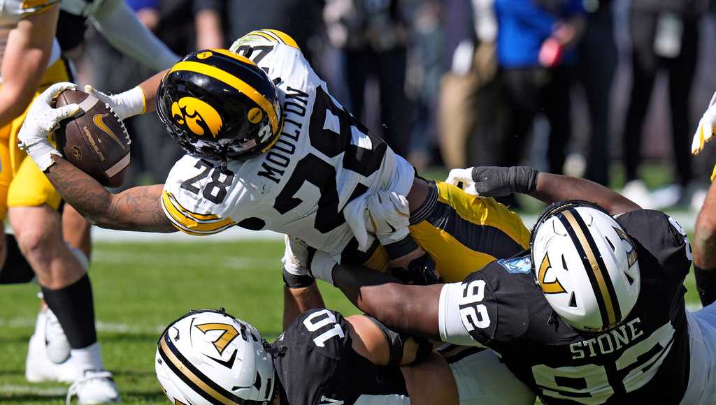 ReliaQuest Bowl: Iowa vs. Vanderbilt score updates, highlights, stats