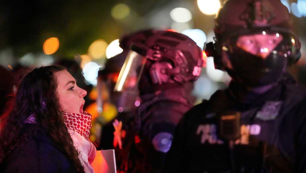 Two people shot by Customs and Border Patrol agents in Portland, Oregon ...