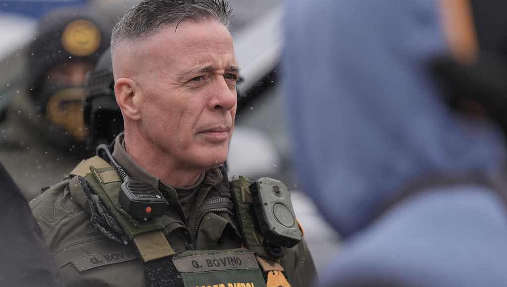 Border Patrol commander, agents to leave Minneapolis, source says