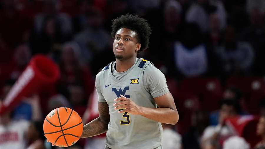 Honor Huff leads West Virginia’s rally to 59-54 win over Cincinnati