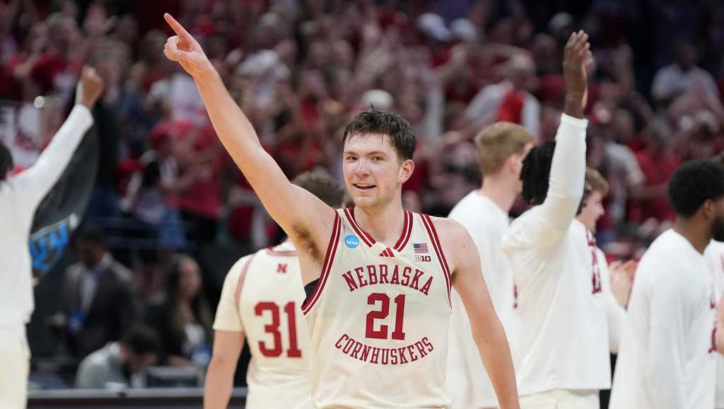 Pryce Sandfort and Nebraska take on transformed Iowa team in NCAA ...