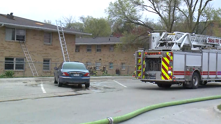 Firefighters respond to apartment fire near 48th, Boyd streets
