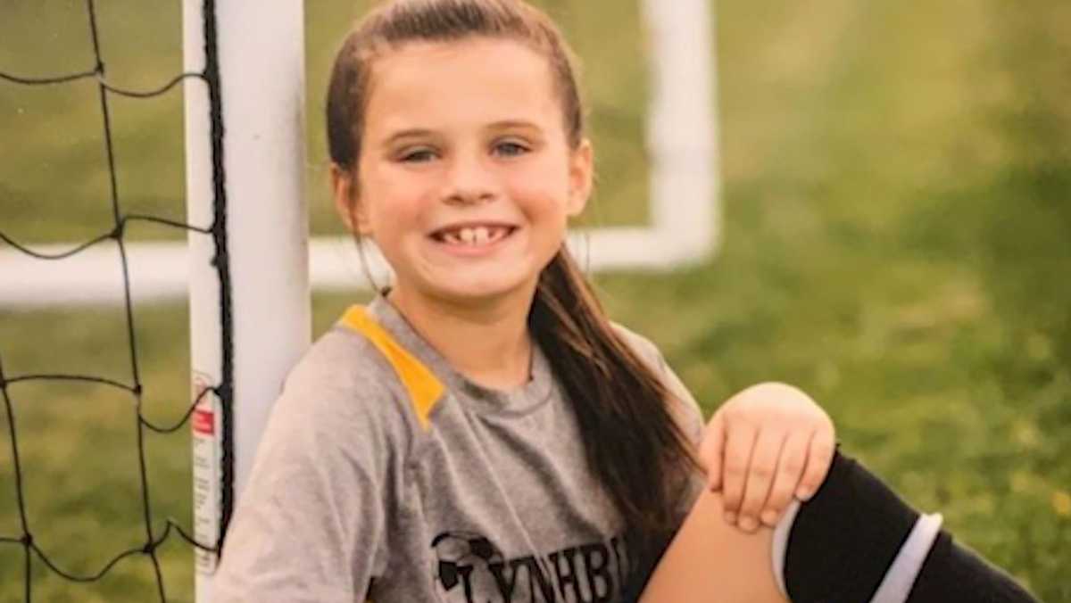 Softball team, community rallies behind 10-year-old teammate with terminal cancer