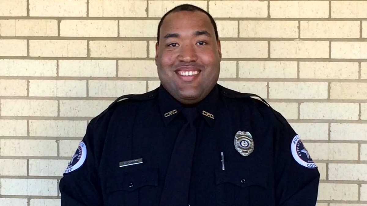 Police: Arkansas officer suspended after caught on camera dancing naked ... Police: Arkansas officer suspended after caught on camera dancing naked ...