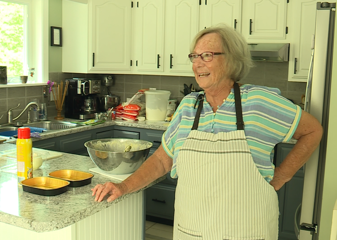 Westbrook couple cooks hundreds of free meals at a time