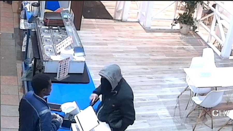 Man points gun at clerk during robbery at Crown Fried Chicken