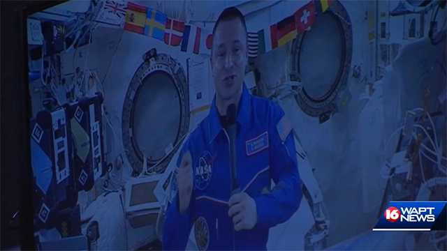 Future soldiers take first oath of enlistment from NASA astronaut, U.S ...