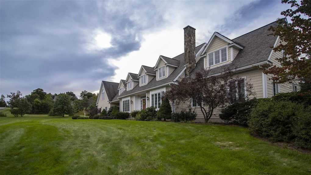 Mansion Monday: Comfort and style in this gorgeous Atkinson home