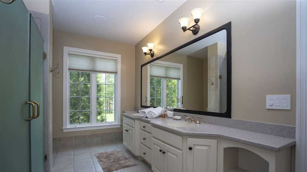 Mansion Monday: Comfort and style in this gorgeous Atkinson home